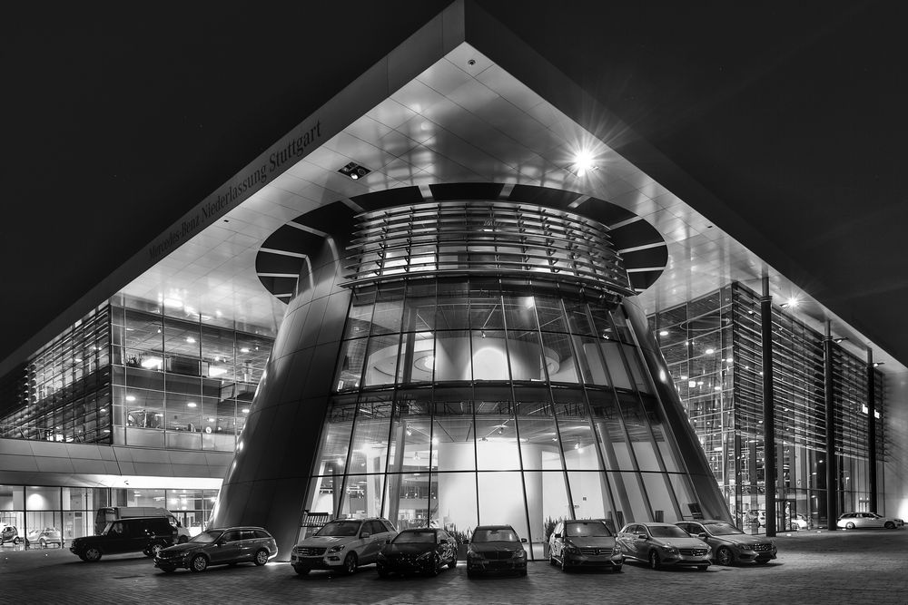 Mercedes Benz Niederlassung Stuttgart Foto & Bild | architektur, motive ...
