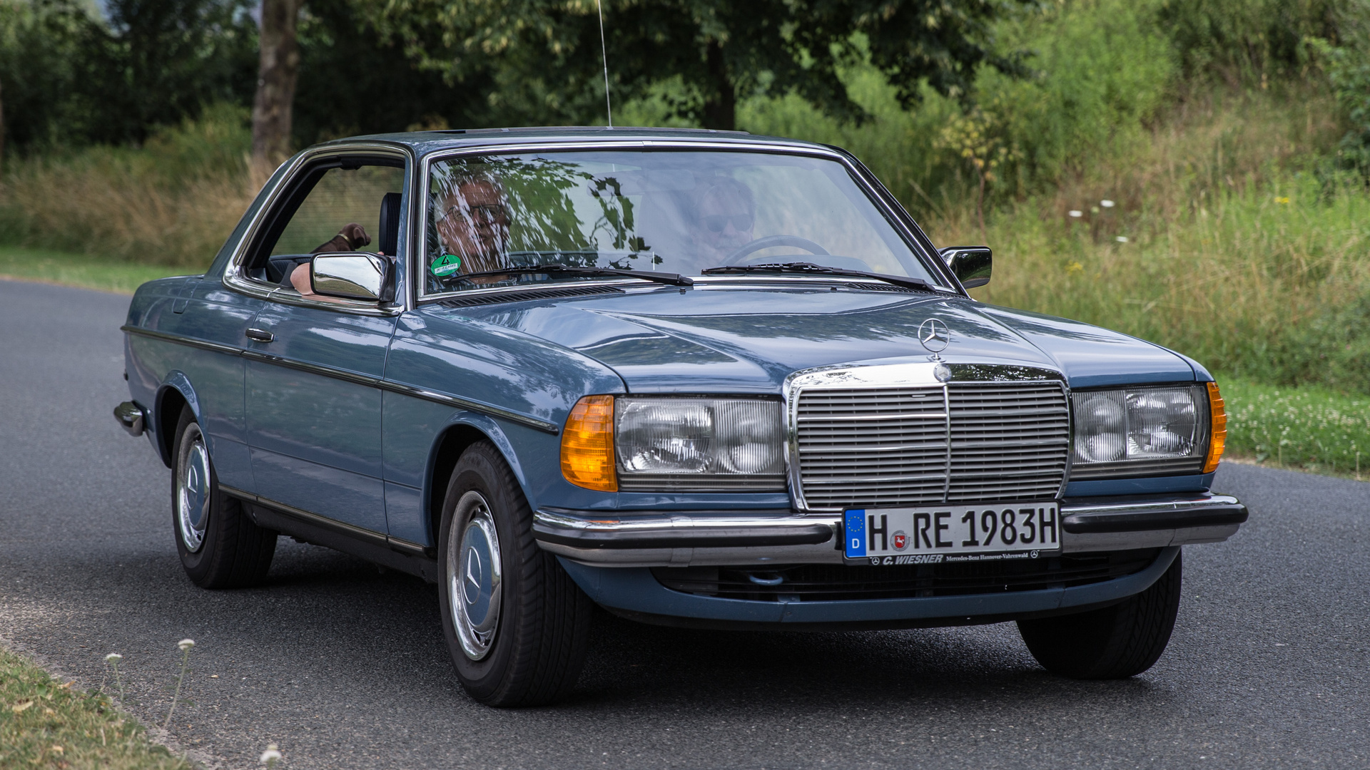 Mercedes Benz W123 Coupé Foto & Bild | oldtimer, autos, verkehr Bilder ... Mercedes Benz W123 Coupé Foto & Bild | oldtimer, autos, verkehr Bilder ...