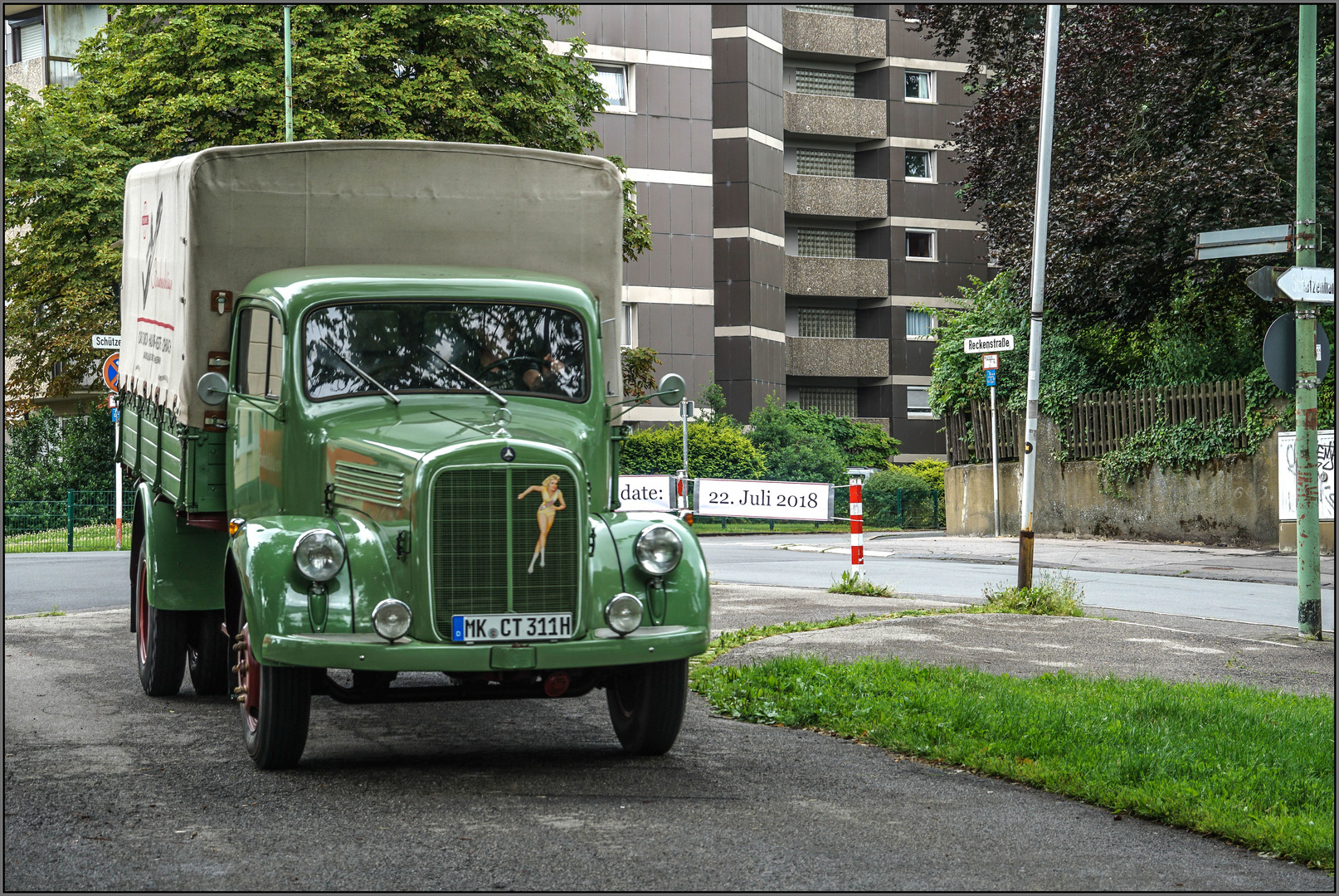 Mercedes Pritsche 311 Foto & Bild | strasse, oldtimer, lkw Bilder auf ...
