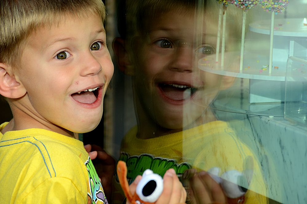 Mich gibt es zweimal Foto & Bild | erwachsene menschen, kinder, street ...