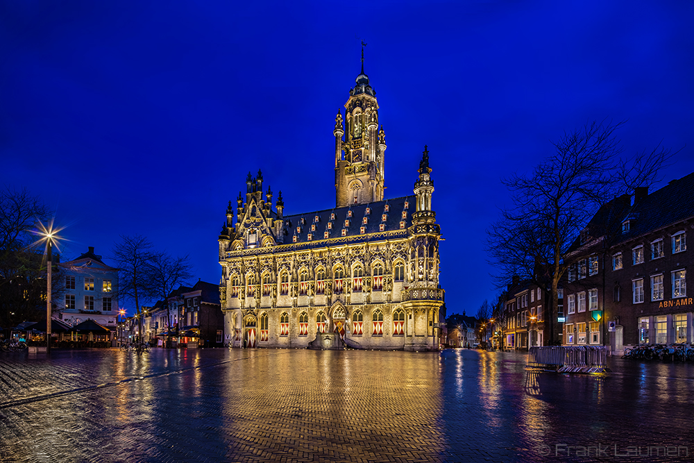 Middelburg / NL - Stadhuis Foto & Bild | night, world, nacht Bilder auf ...