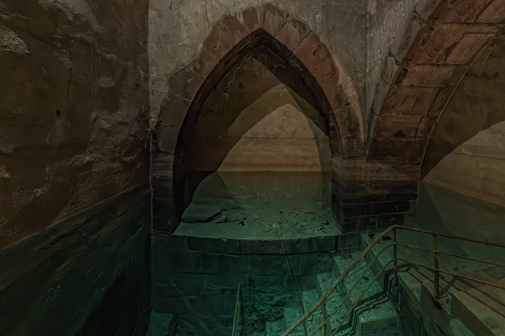 Mikwe in Friedberg - das Wasserbad Foto & Bild | world, bergbau ...