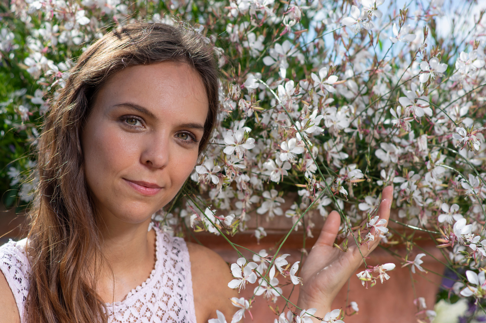 Milena im Berggarten (02) Foto & Bild | outdoor, weiß, portrait Bilder auf fotocommunity