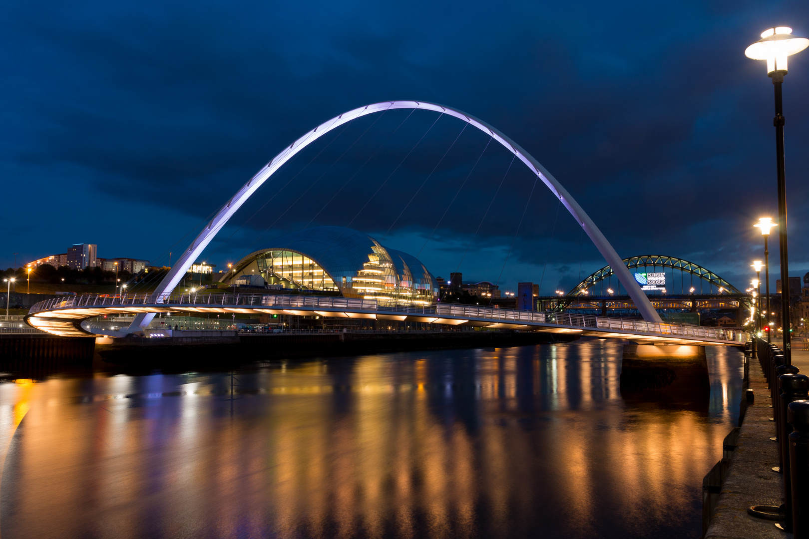 Millenium Bridge in NewCastle Foto & Bild | europe, united kingdom ...