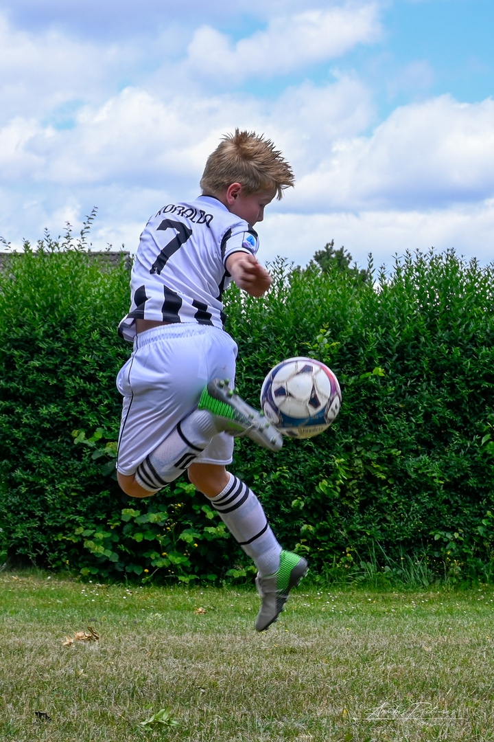 Mini-Ronaldo Foto & Bild | kinder, fußball, dokumentation Bilder auf ...