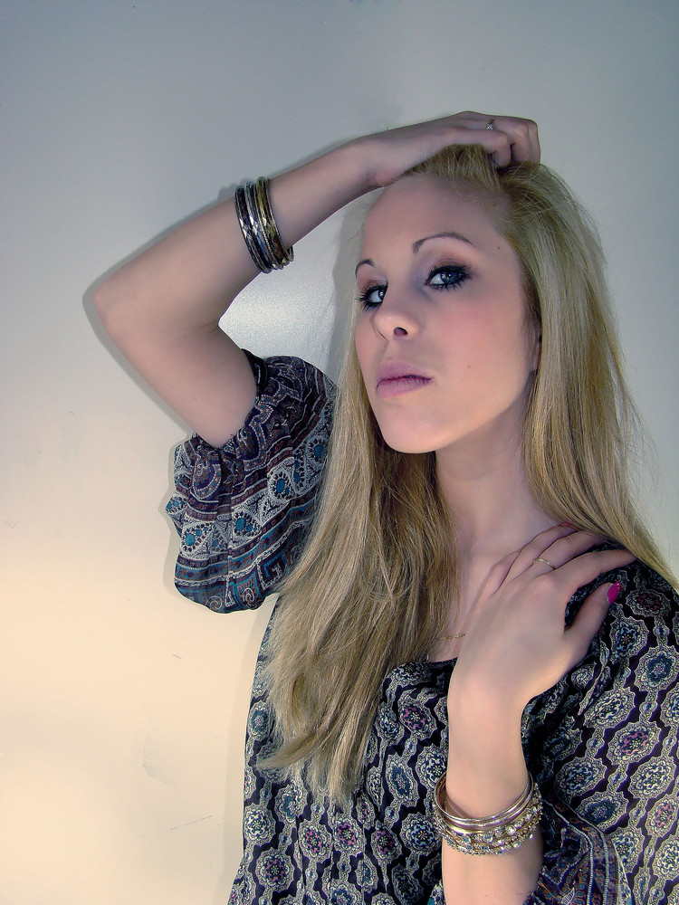 miss uh lala Foto & Bild | portrait, portrait frauen, indoor Bilder auf ...