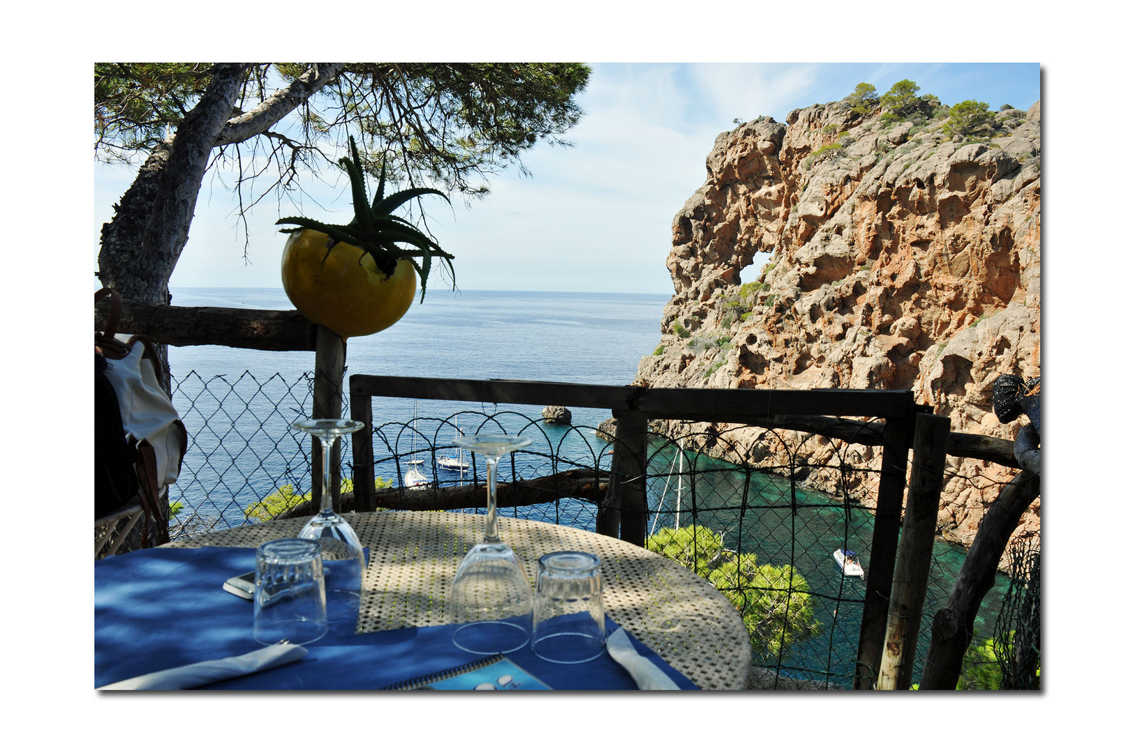 Mit Blick auf das Loch Foto & Bild | landschaft, meer & strand ...