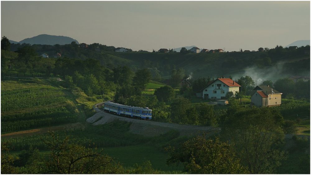 Mit dem Schnellzug durch die Hecke CCLIV Foto & Bild | europe, balkans, croatia Bilder auf ...