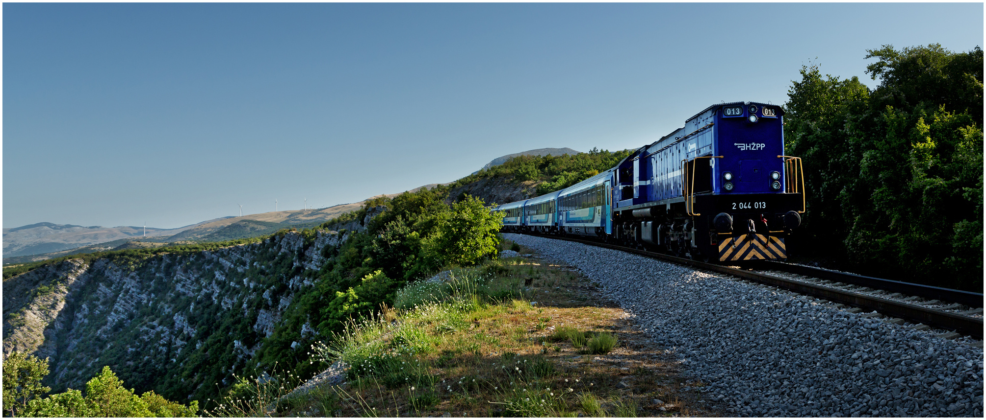 Mit dem Schnellzug durch die Hecke CDLXXXVI Foto & Bild | europe, balkans, croatia Bilder auf ...