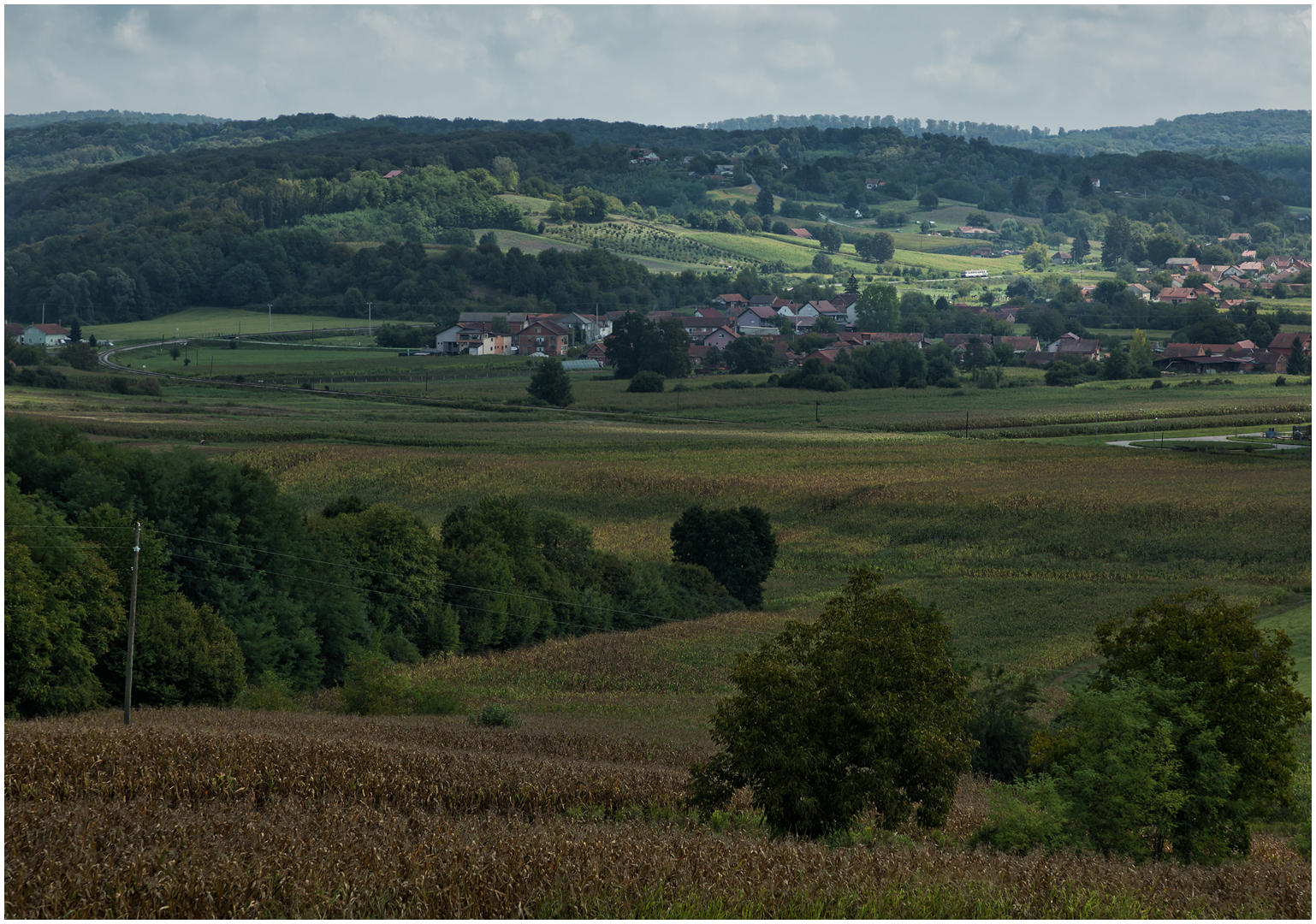 Mit dem Schnellzug durch die Hecke CMIX Foto & Bild | world, train, industrie Bilder auf ...