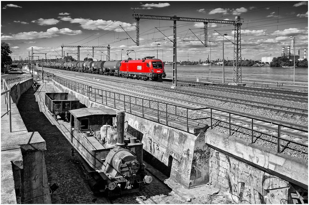 Mit dem Schnellzug durch die Hecke DCXLV Foto & Bild | projekte, colorkey, bearbeitungs ...