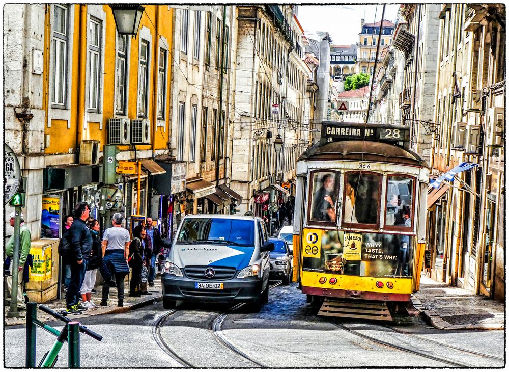 MIT DER LINIE 28 DURCH LISSABON..... Foto & Bild | europe, portugal, streetfotografie mit ...