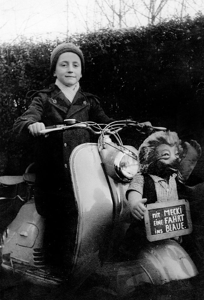 Mit Mecki eine Fahrt ins Blaue Foto & Bild | people, portrait, children ...