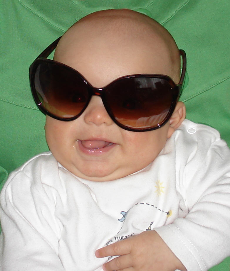mit Opas Brille, einfach cool....... Foto & Bild | kinder, babies ...