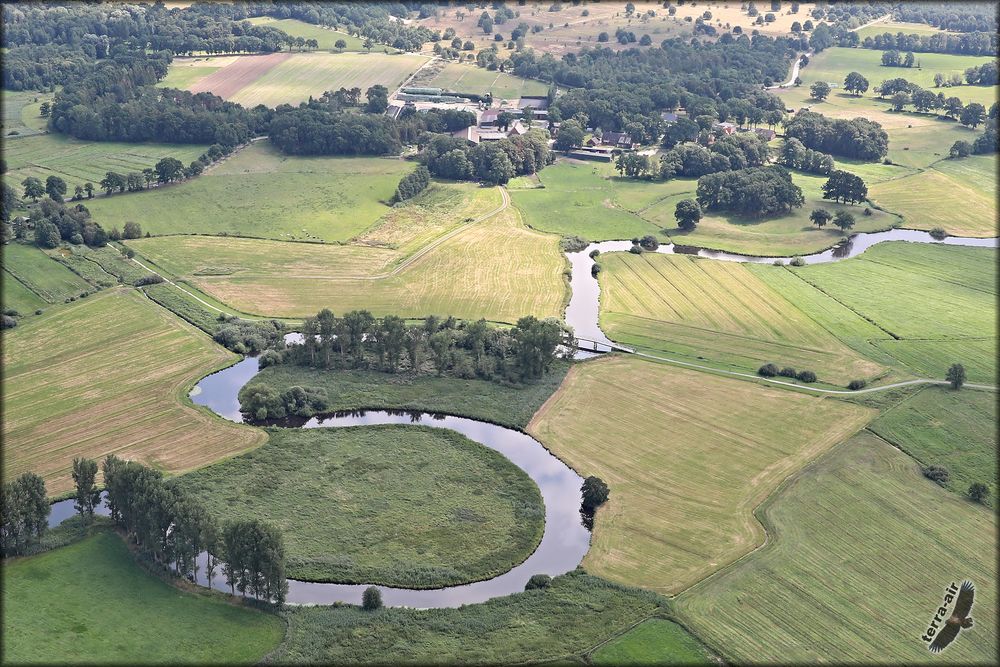 Mit Schwung zur Schwinge Foto & Bild | landschaft, techniken, bach ...