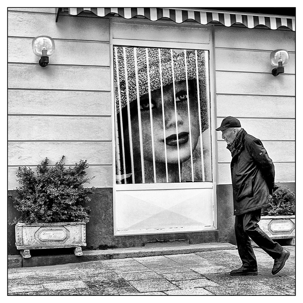 mit Siebzig ... Foto & Bild | streetfotografie mit menschen, projekte, 4 - donnerstag mit ...