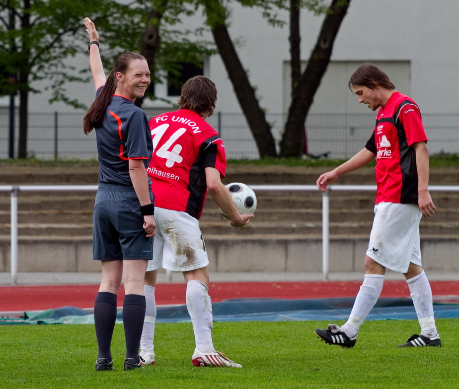 mit Spaß bei der Sache Foto & Bild | sport, ballsport, fußball Bilder ...