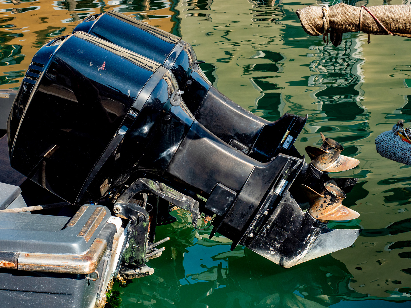 mit zwei dieser booster engines... Foto & Bild | italy, dokumentation ...