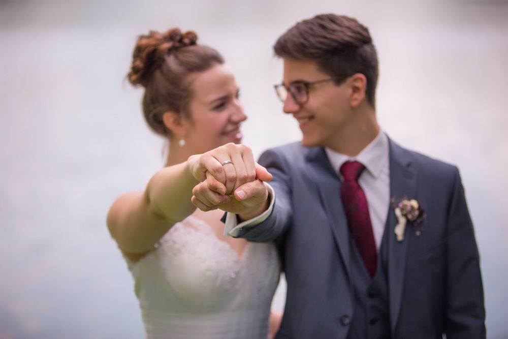 Miteinander verbunden Foto & Bild | erwachsene menschen, paare ...