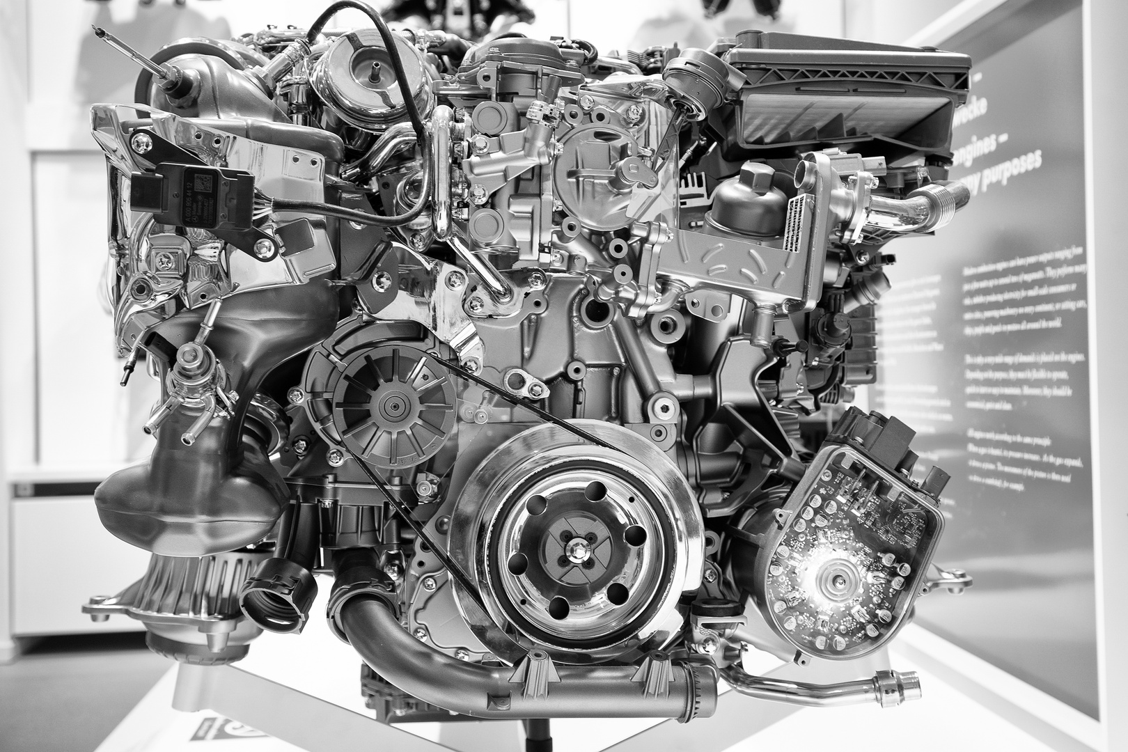 Moderner Fahrzeugmotor Foto & Bild | industrie und technik, technik ...