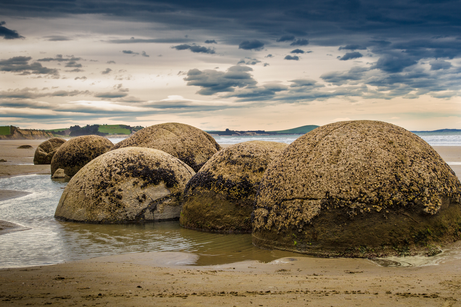 Moeraki Boulders - NZ Foto & Bild | australia & oceania, new zealand ...