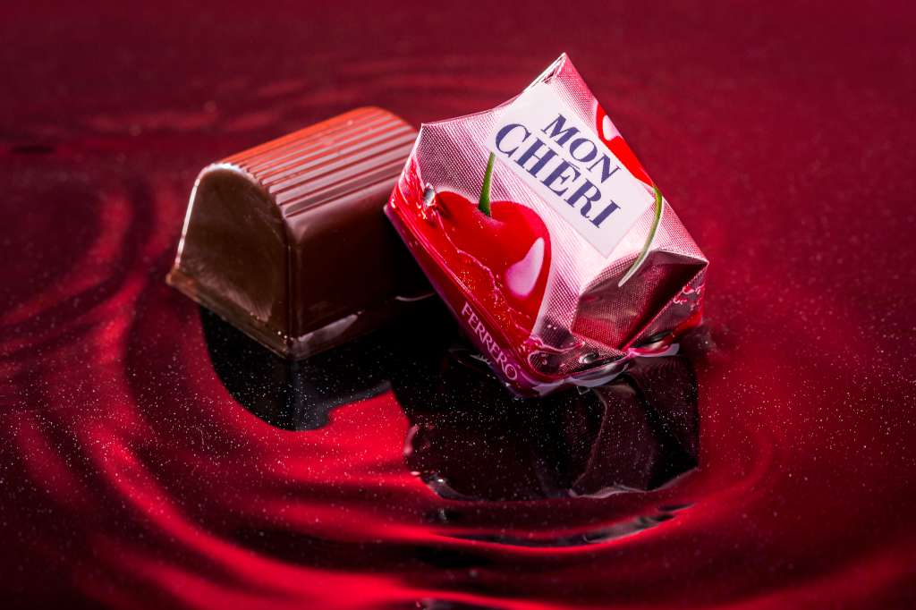 Mon Cherie Foto & Bild | stillleben, food-fotografie, schokolade Bilder ...