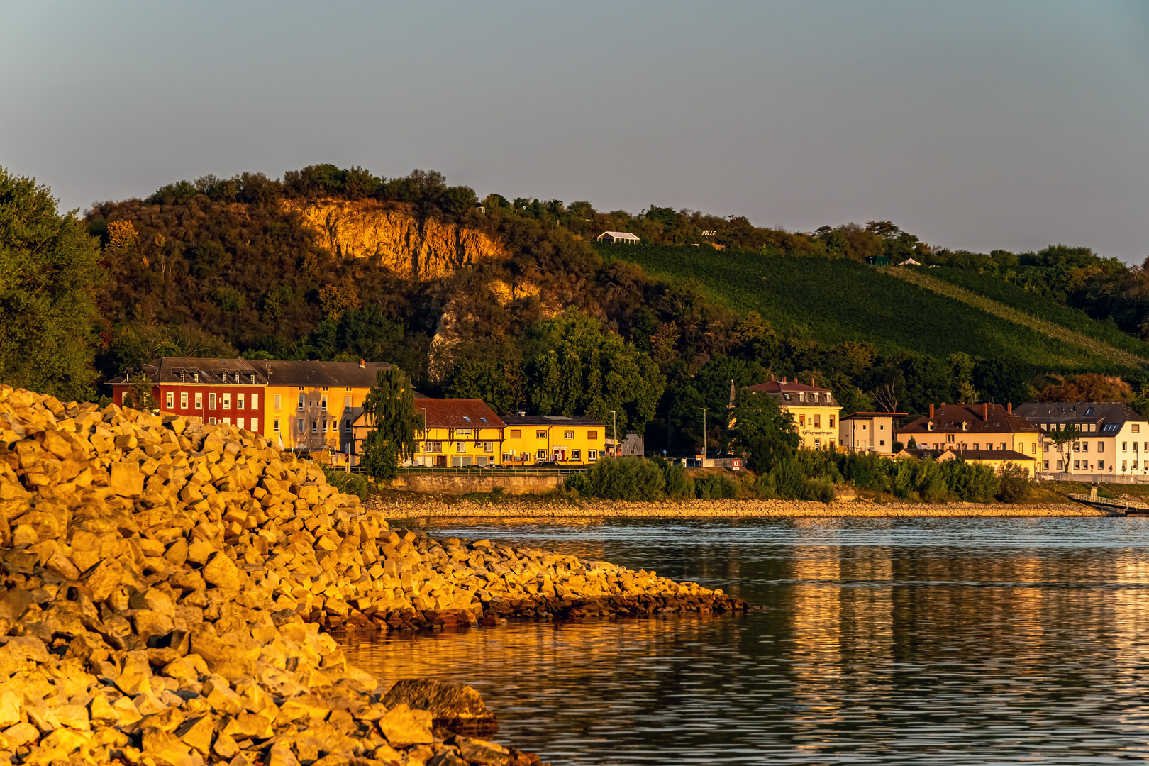 Morgenstimmung am Rhein Foto & Bild | architektur, landschaft ...