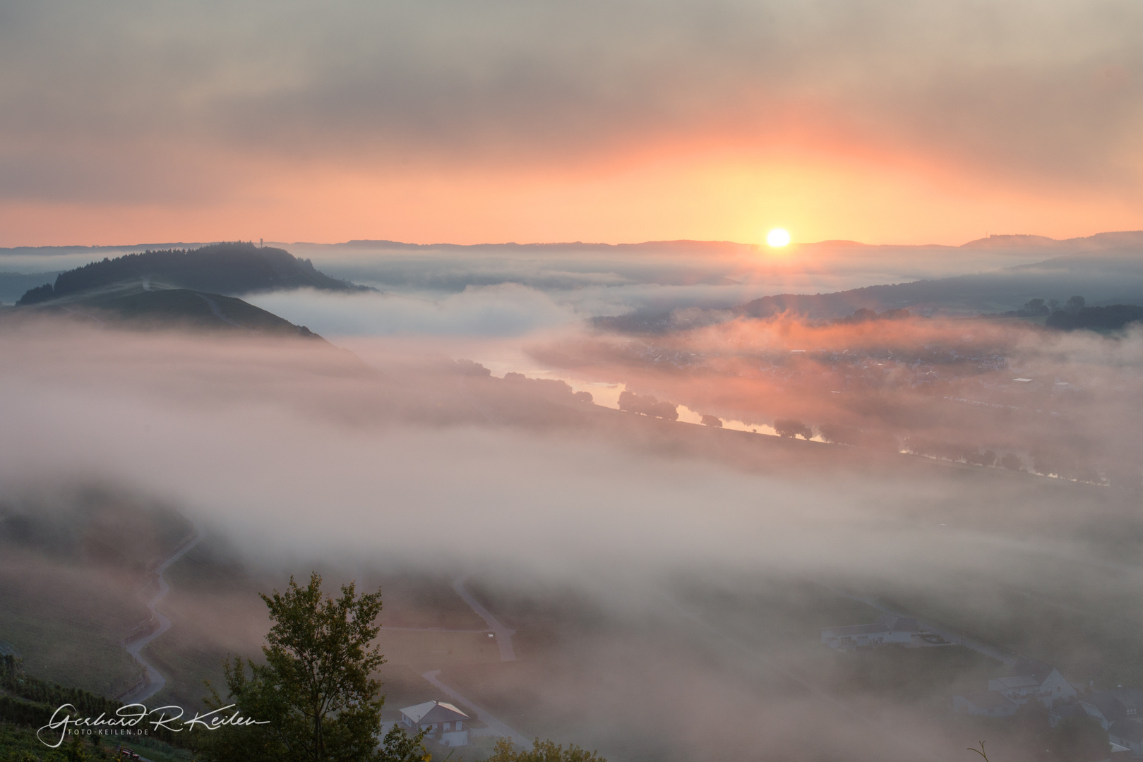 Mosel Sunrise bei Osann-Monzel Foto & Bild | jahreszeiten, herbst ...
