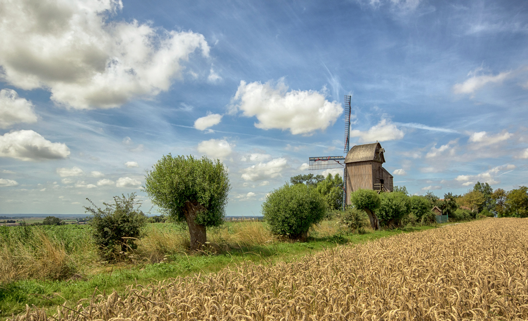 Moulin de Pitgam photo et image | paysages, paysages de campagne ...