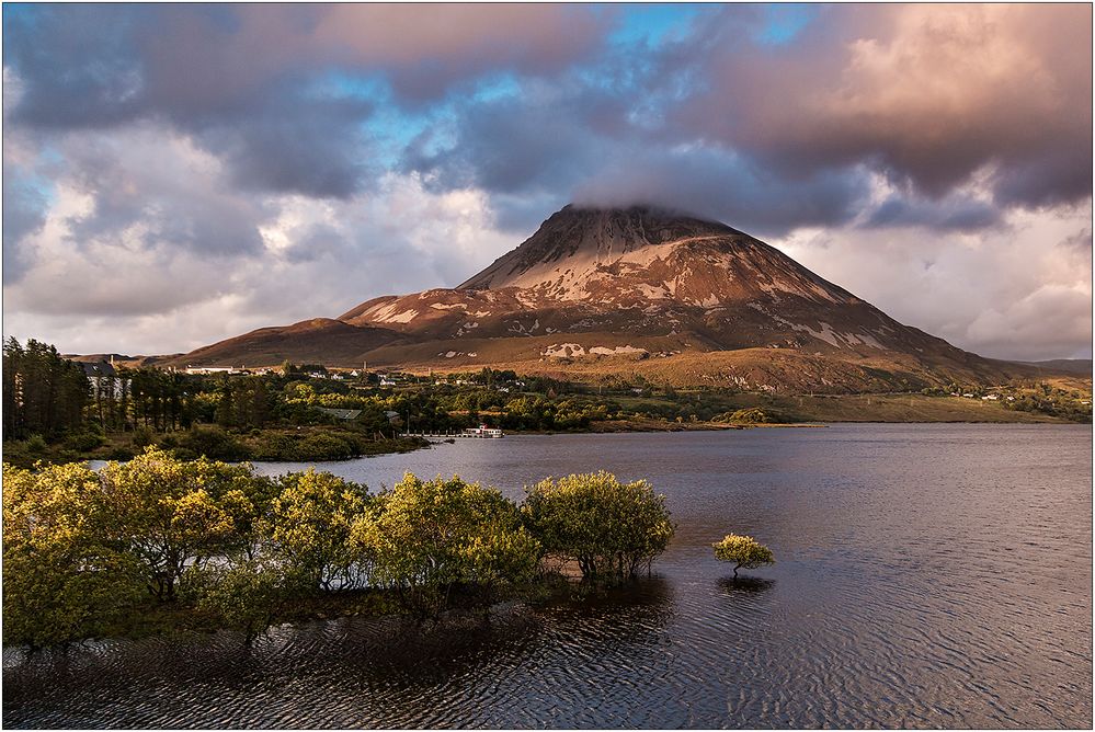 Mount Errigal II Foto & Bild | urlaub, world, sonnenuntergang Bilder ...