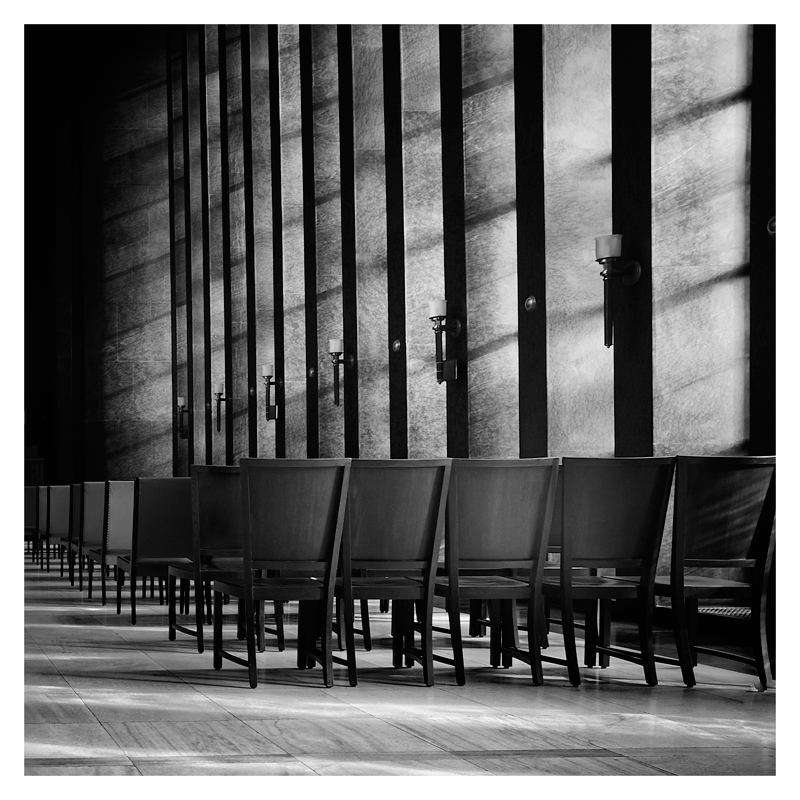 mourning hall Foto & Bild | fotokunst, monochrome fine art, schwarz ...
