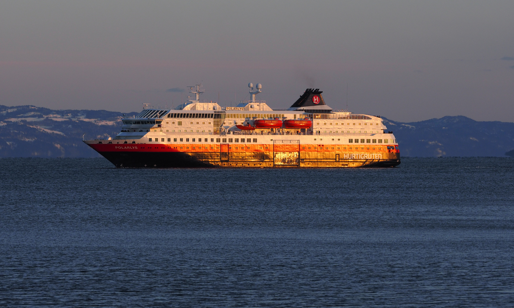 MS Polarlys Foto & Bild | europe, scandinavia, norway Bilder auf ...