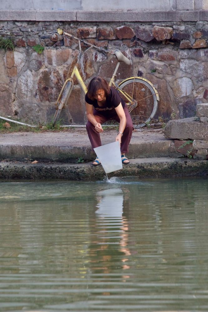 Müll rein - Wasser raus Foto & Bild | east asia, jiangsu province ...