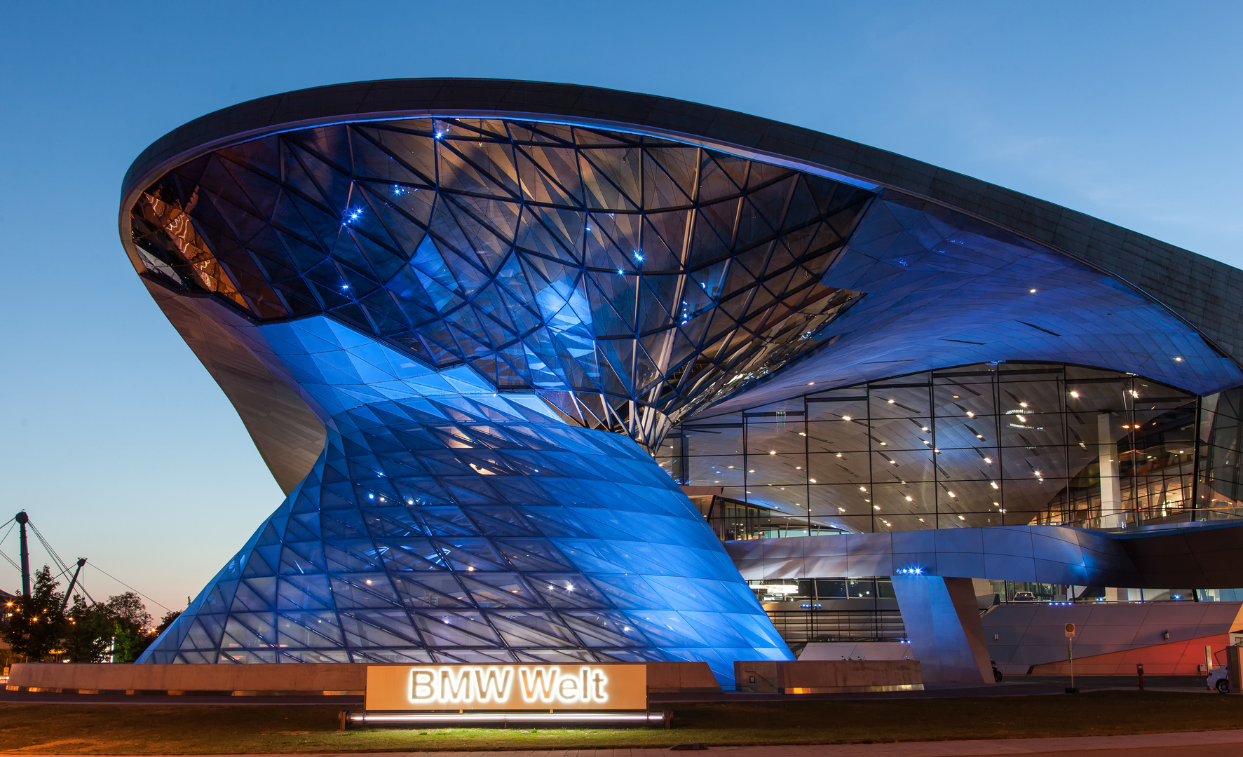 München #2 Foto & Bild | architektur, architektur bei nacht, münchen ...