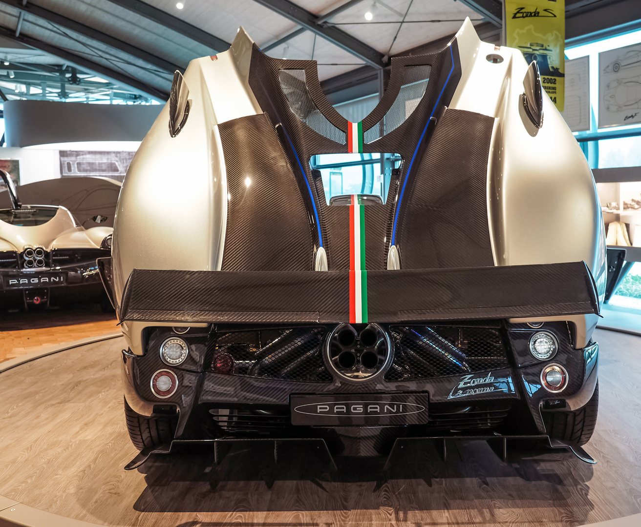 Museo Pagani - Modena Foto % Immagini| europe, italy, vatican city, s ...