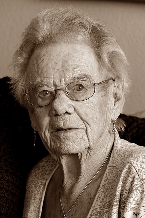 MUTTER ! Foto & Bild | erwachsene, menschen im alter, menschen Bilder ...