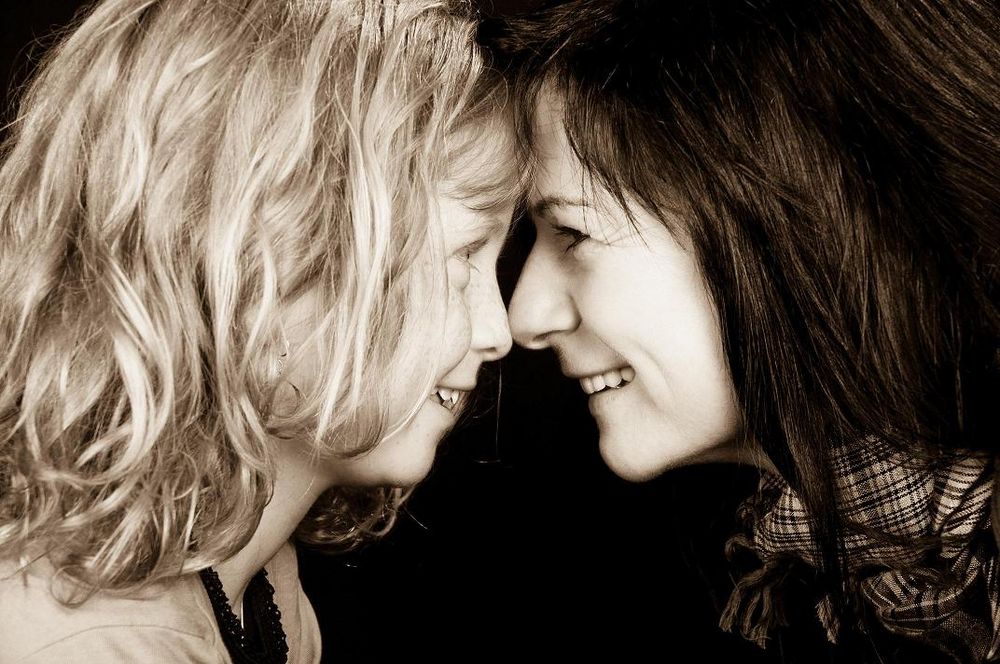 ...Mutter und Tochter... Foto & Bild | erwachsene, mehrere menschen, generationen Bilder auf ...