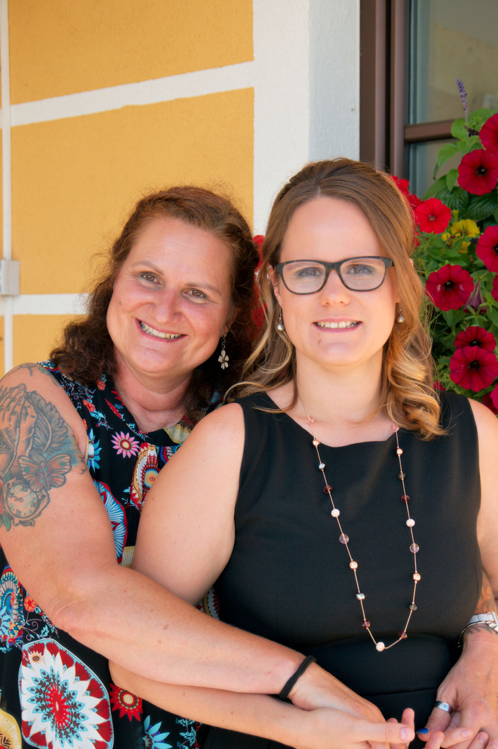 Mutter und Tochter Foto & Bild | portrait, frau, menschen Bilder auf ...