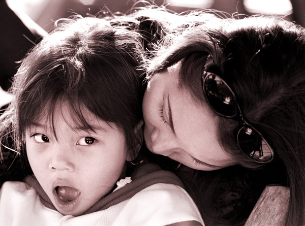 Mutterliebe Foto & Bild | kinder, portraits, alle bilder Bilder auf ...