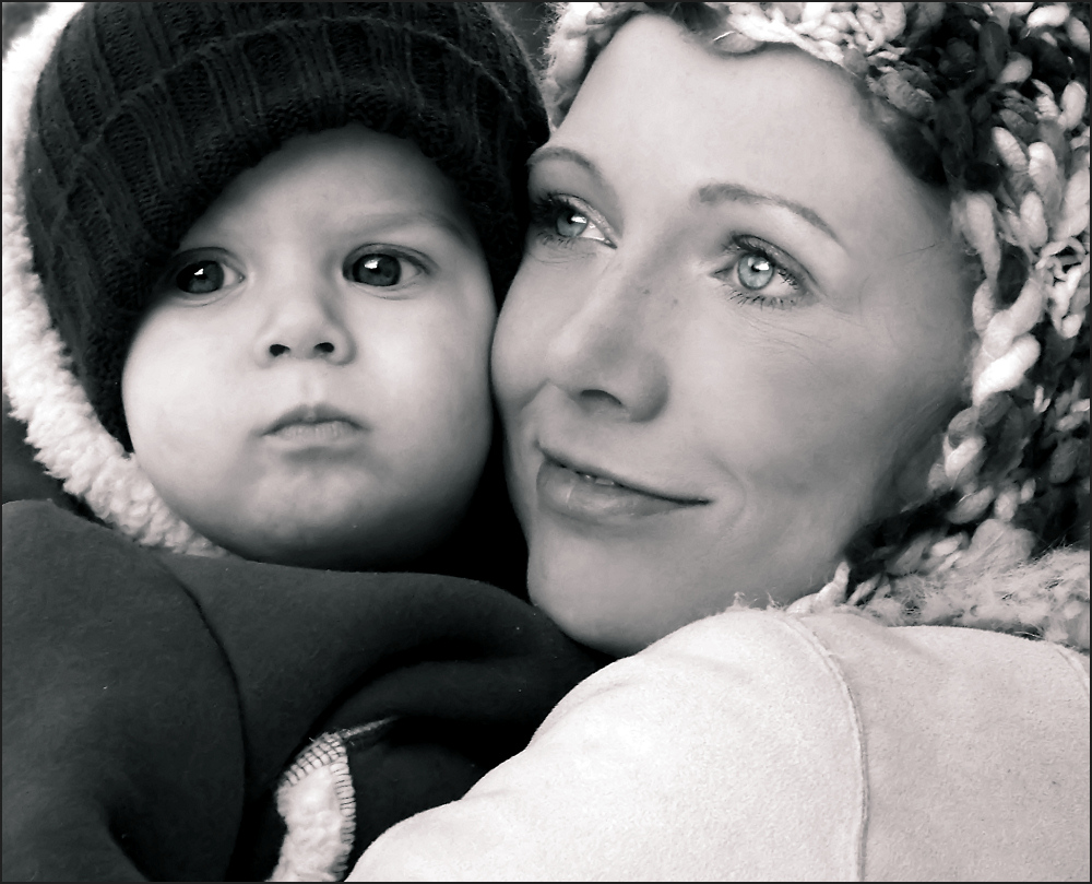 "Mutterliebe - PART II" Foto & Bild | erwachsene, mehrere menschen, generationen Bilder auf ...