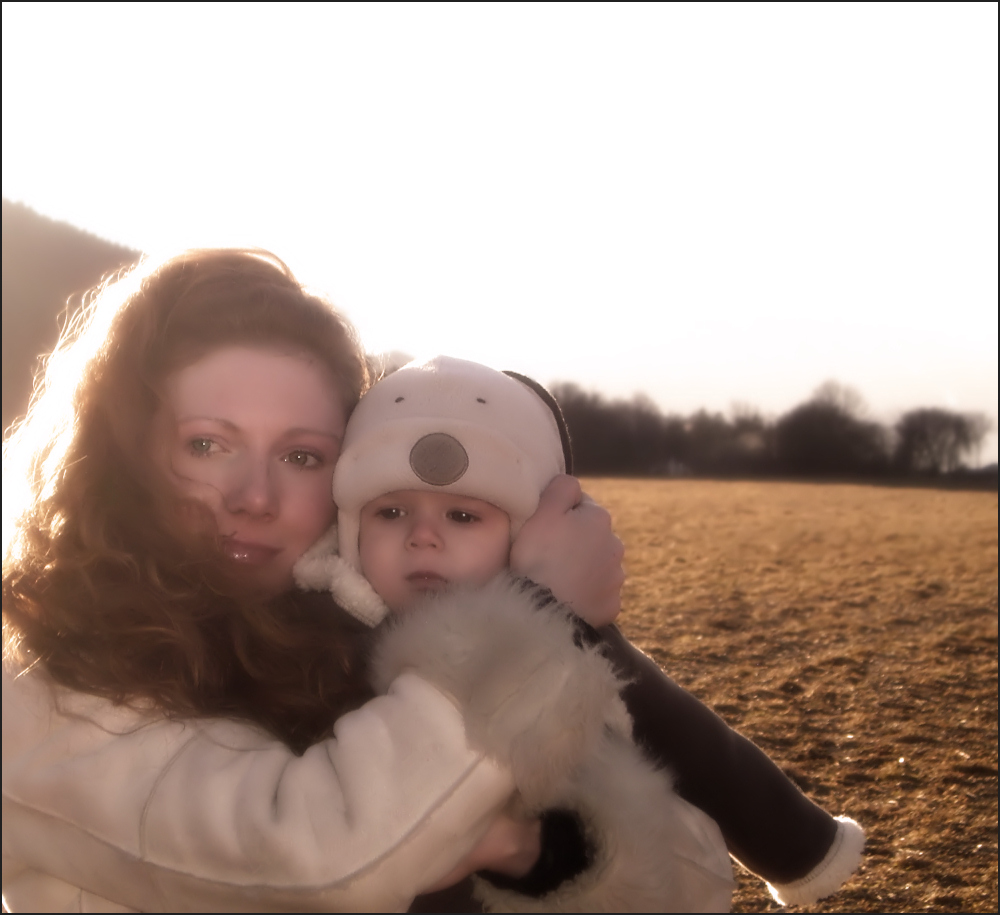 "Mutterliebe - PART III" Foto & Bild | erwachsene, mehrere menschen ...