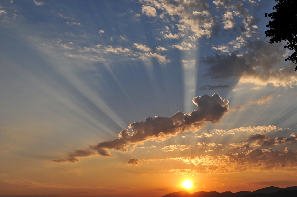 Mystisch sah der Abend Himmel aus. Foto & Bild | sonnenuntergänge ...