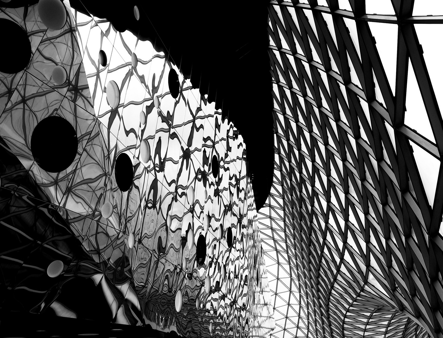 MyZeil Foto & Bild | projekte, schwarzweißer freitag, thementage Bilder ...