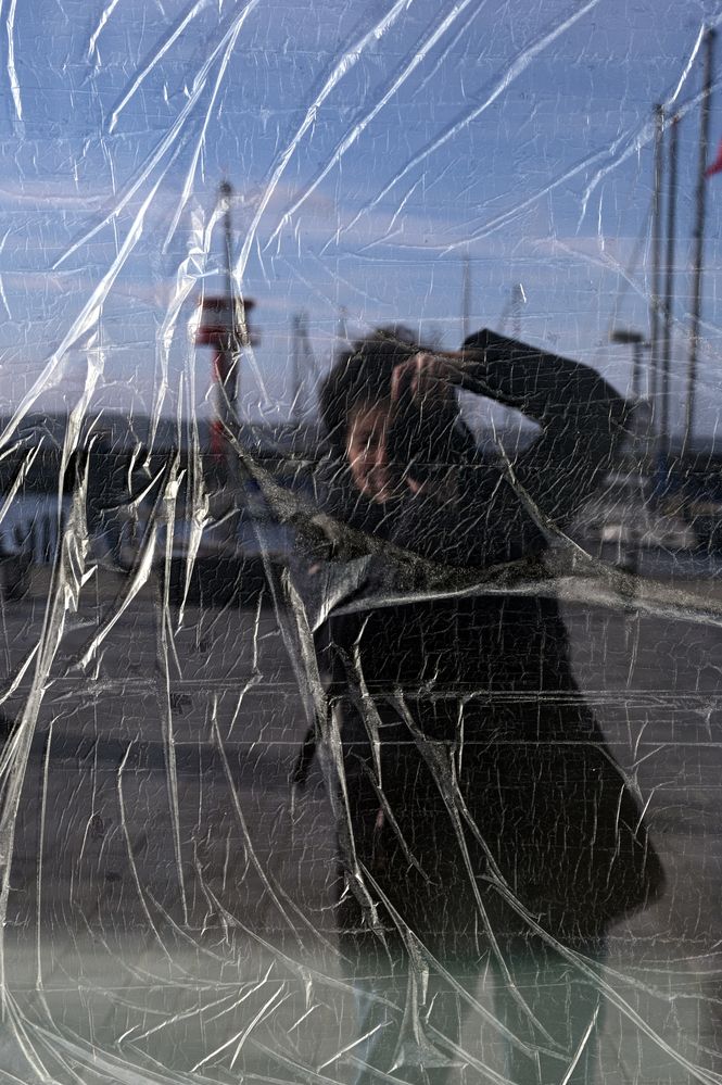 na so was... Foto & Bild | experimente, streetfotografie mit menschen, gespiegelt Bilder auf ...