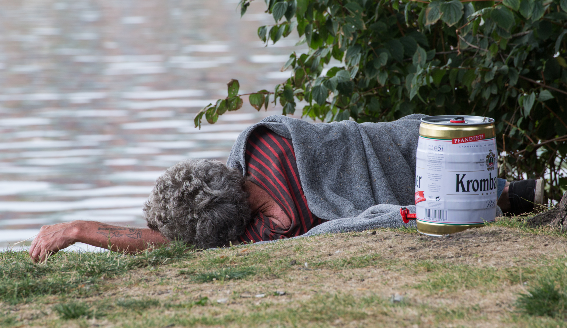Nach getaner Arbeit... Foto & Bild | sucht, menschen, streetfotografie ... Nach getaner Arbeit... Foto & Bild | sucht, menschen, streetfotografie ...