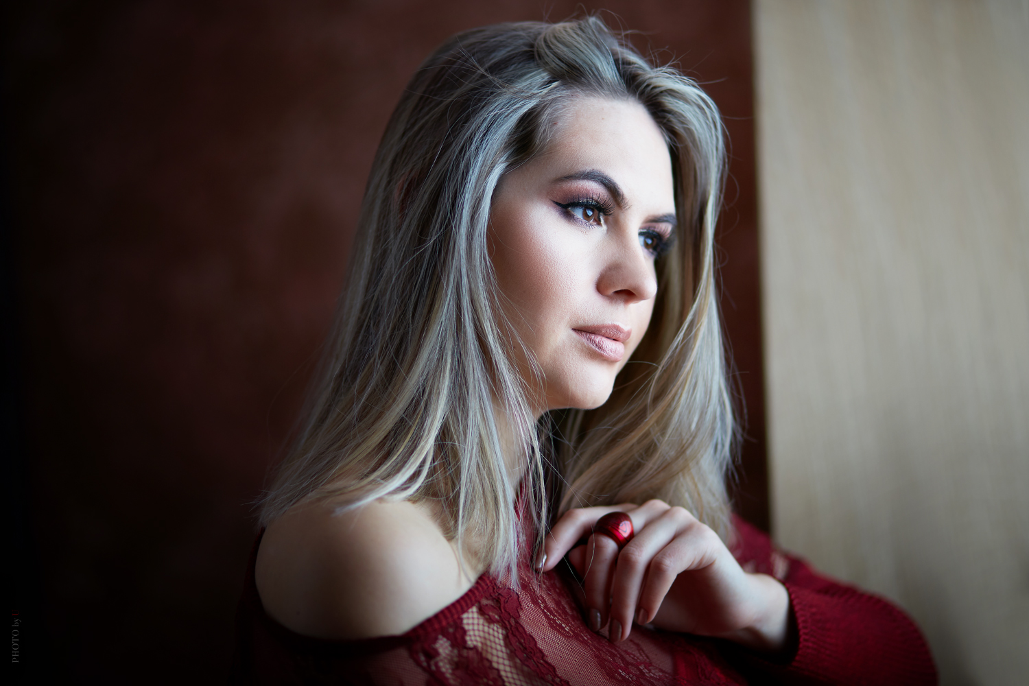 nachdenken Foto & Bild | portrait, portrait frauen, studio Bilder auf fotocommunity