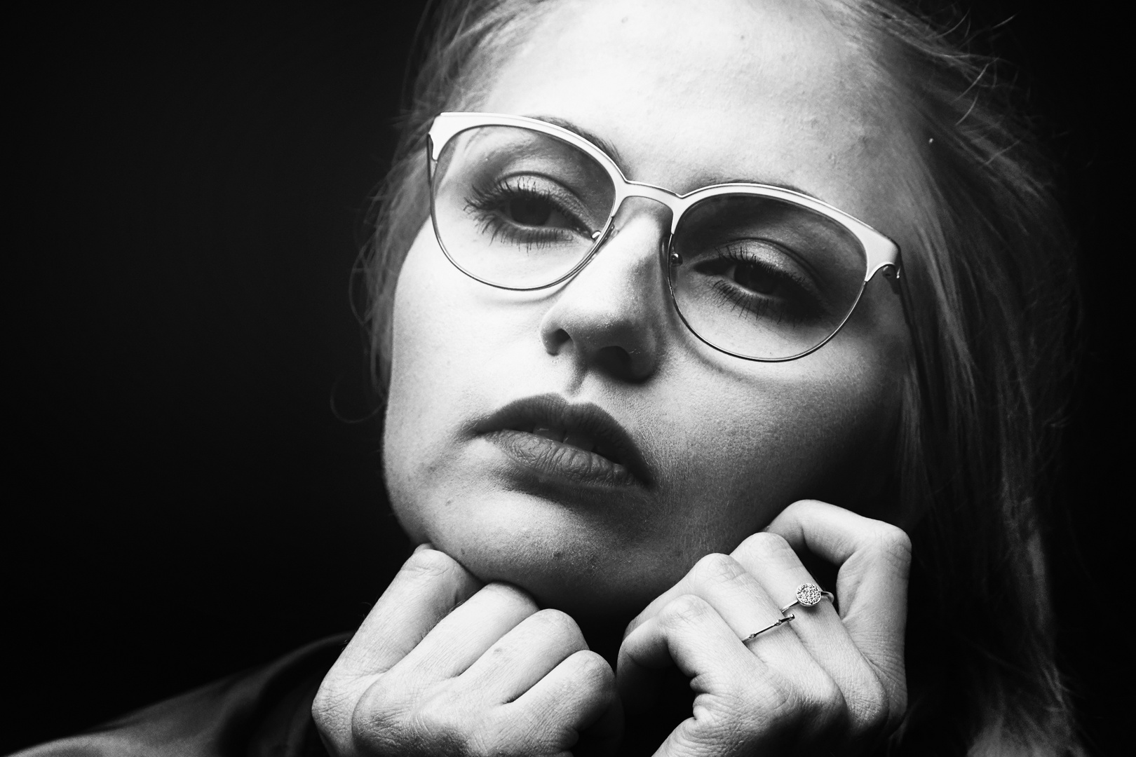 nachdenken Foto & Bild | portrait, streetfotografie mit menschen, portrait frauen Bilder auf ...