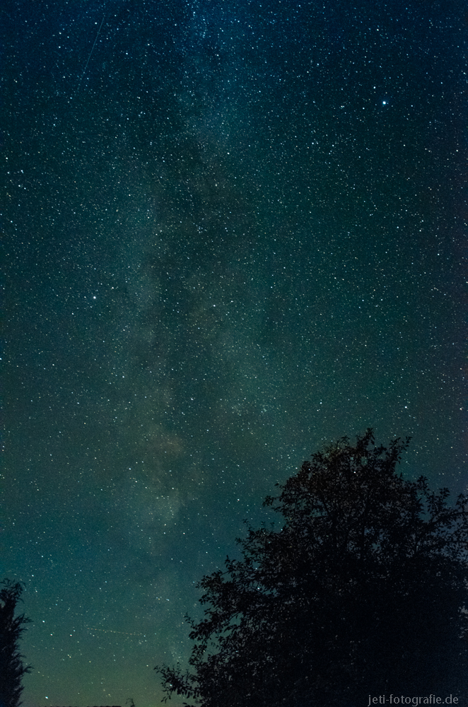 Nachthimmel über dem eigenen Garten Foto & Bild | astrofotografie ...