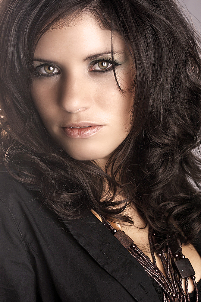 Nadine Foto & Bild | portrait, portrait frauen, studio Bilder auf fotocommunity