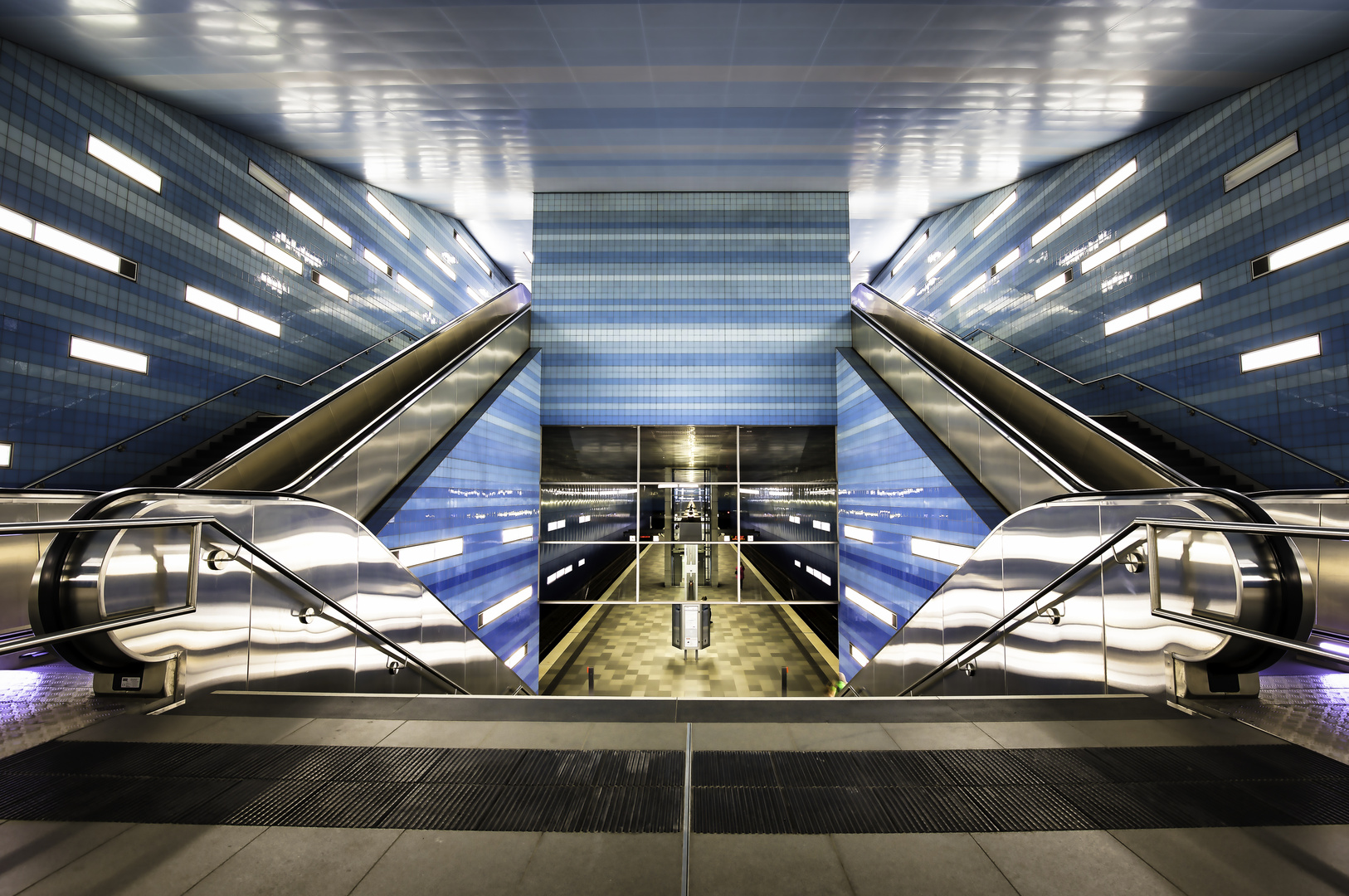 Nächste Ebene... Foto & Bild | architektur, bahnhöfe & gleise, profanbauten Bilder auf fotocommunity